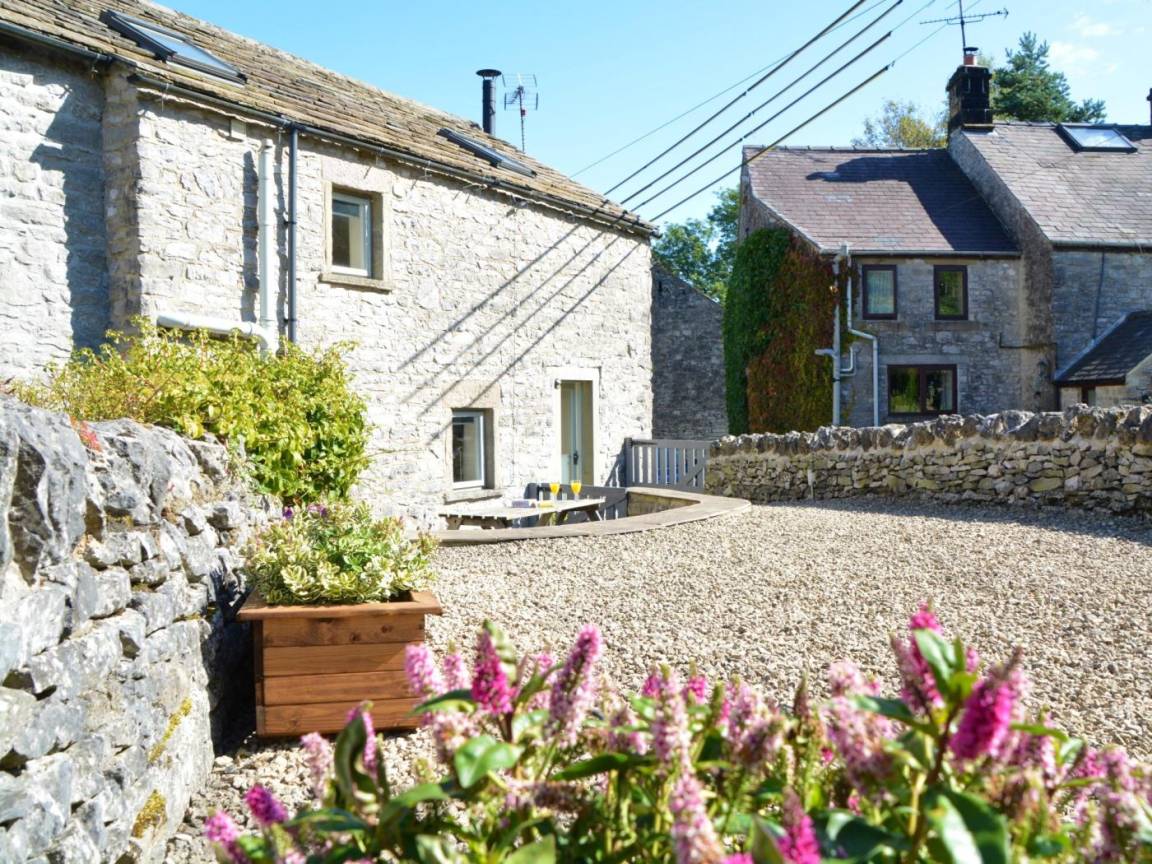 Cottage ∙ 2 Bedrooms ∙ 3 Guests - Bakewell