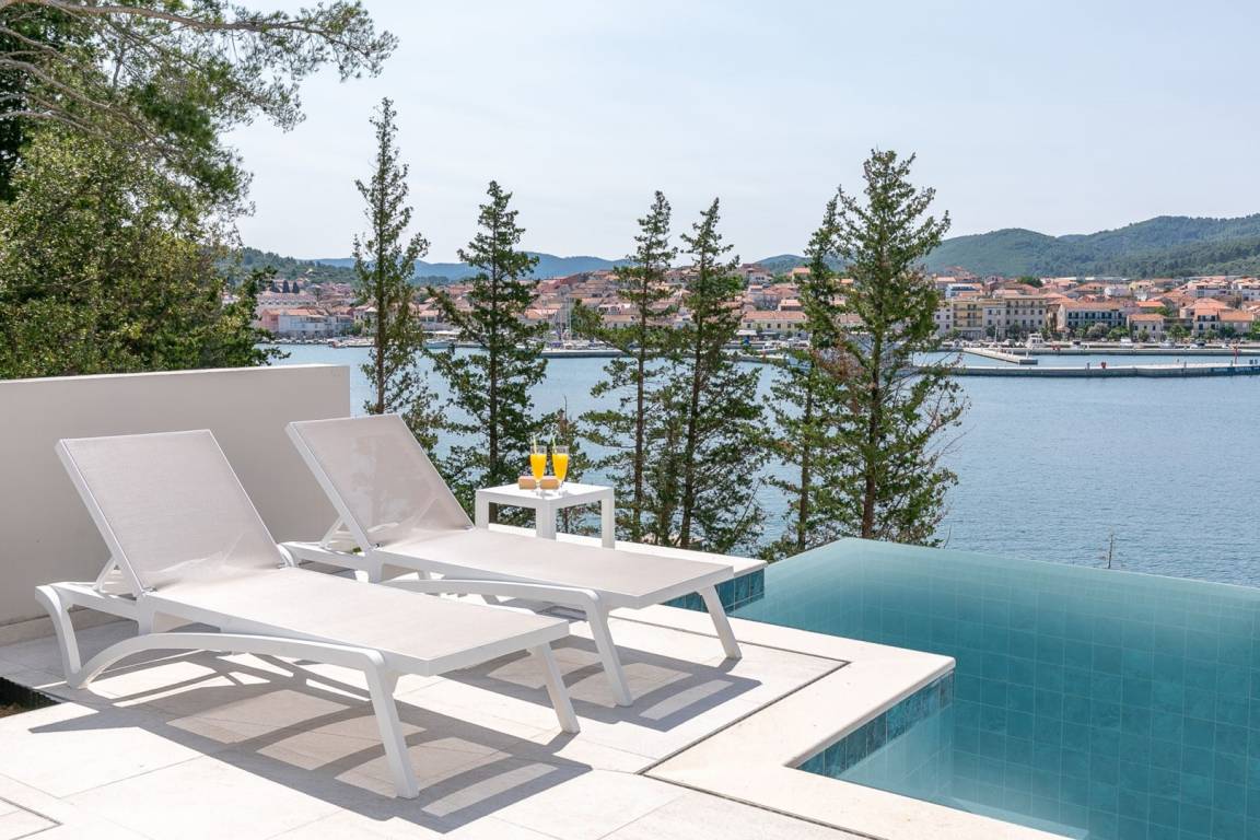 120 M² Villa ∙ 3 Schlafzimmer ∙ 6 Gäste - Vela Luka