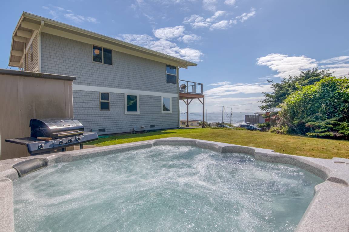156 M² House ∙ 4 Bedrooms ∙ 10 Guests - Neskowin, OR