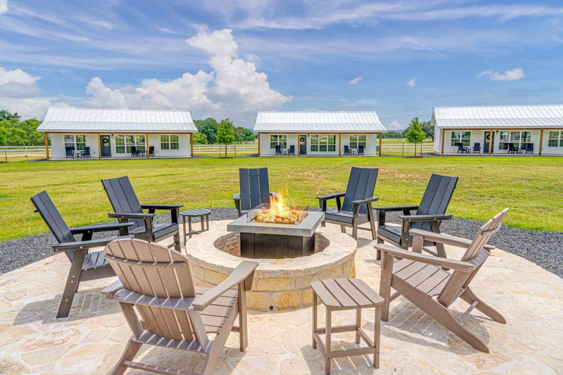 47 M² Cottage ∙ 2 Bedrooms ∙ 4 Guests - Fredericksburg, TX