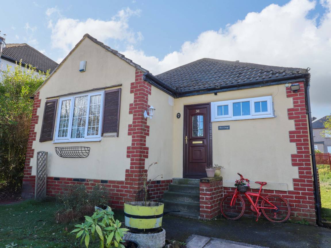 Cottage ∙ 2 Bedrooms ∙ 4 Guests - Clifton