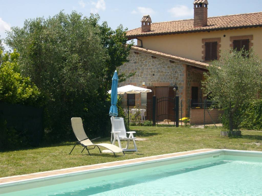 100 M² House ∙ 2 Bedrooms ∙ 6 Guests - Passignano sul Trasimeno