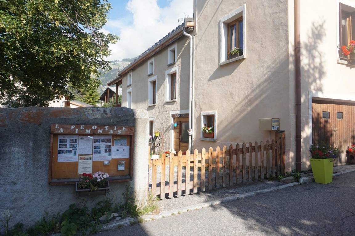 106 M² Gîte ∙ 4 Slaapkamers ∙ 11 Gasten - Bramans
