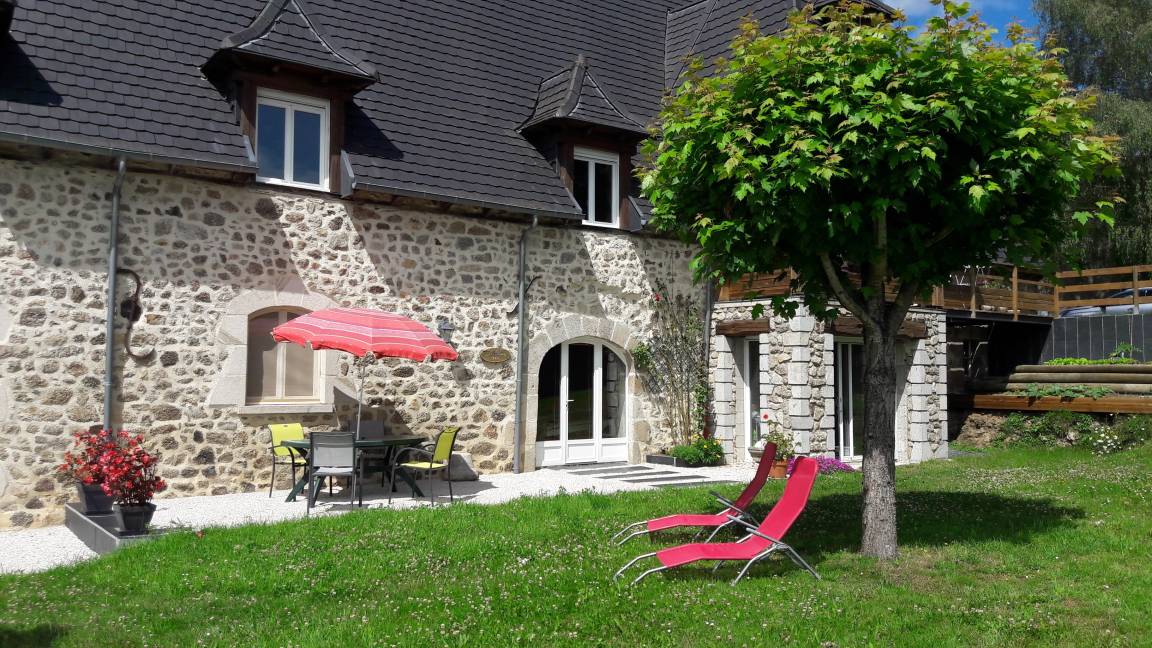 70 M² Casa ∙ 2 Habitaciones ∙ 4 Huéspedes - Aurillac