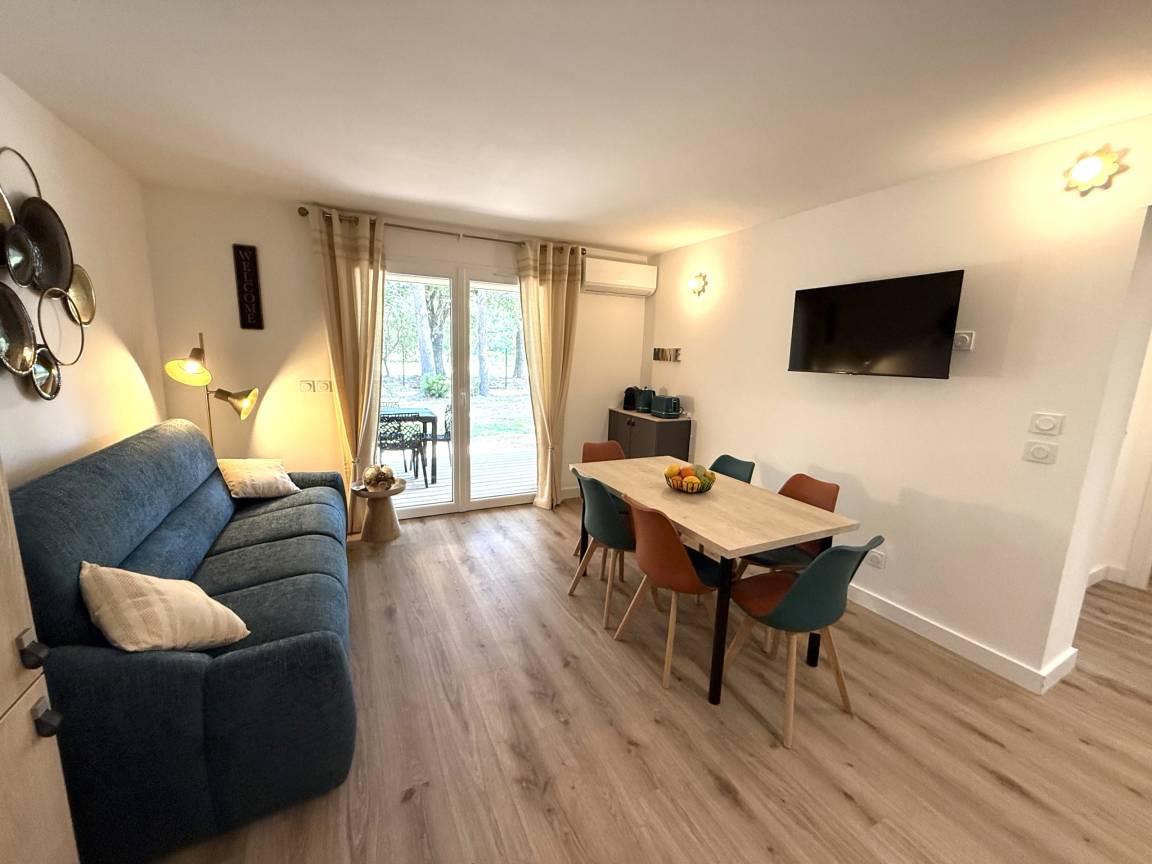 44 M² Apartamento ∙ 2 Habitaciones ∙ 6 Huéspedes - Lecci