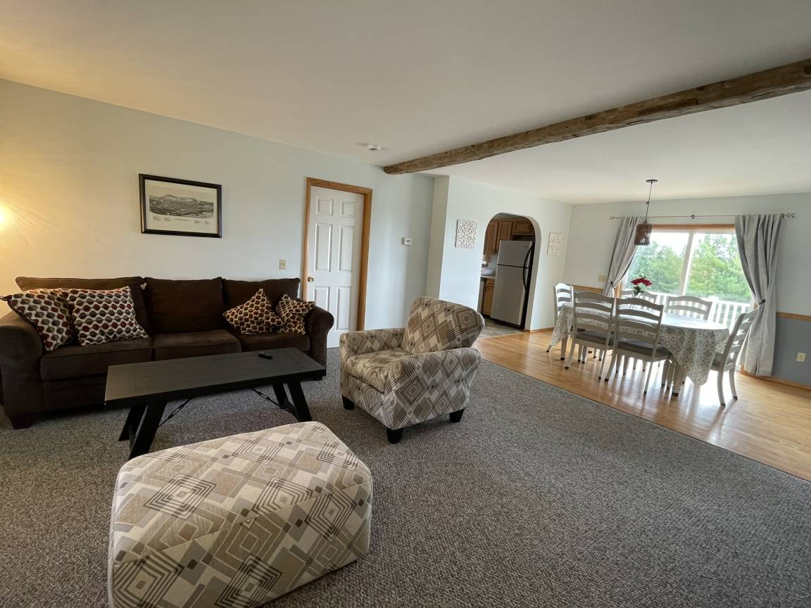 154 M² Lodge ∙ 3 Bedrooms ∙ 7 Guests - Cooperstown, NY