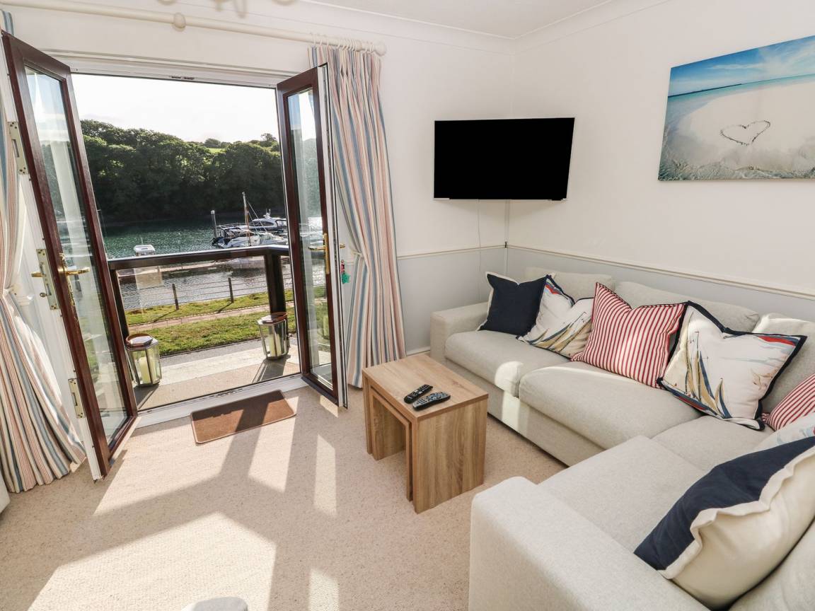 Cottage ∙ 3 Bedrooms ∙ 6 Guests - Haverfordwest