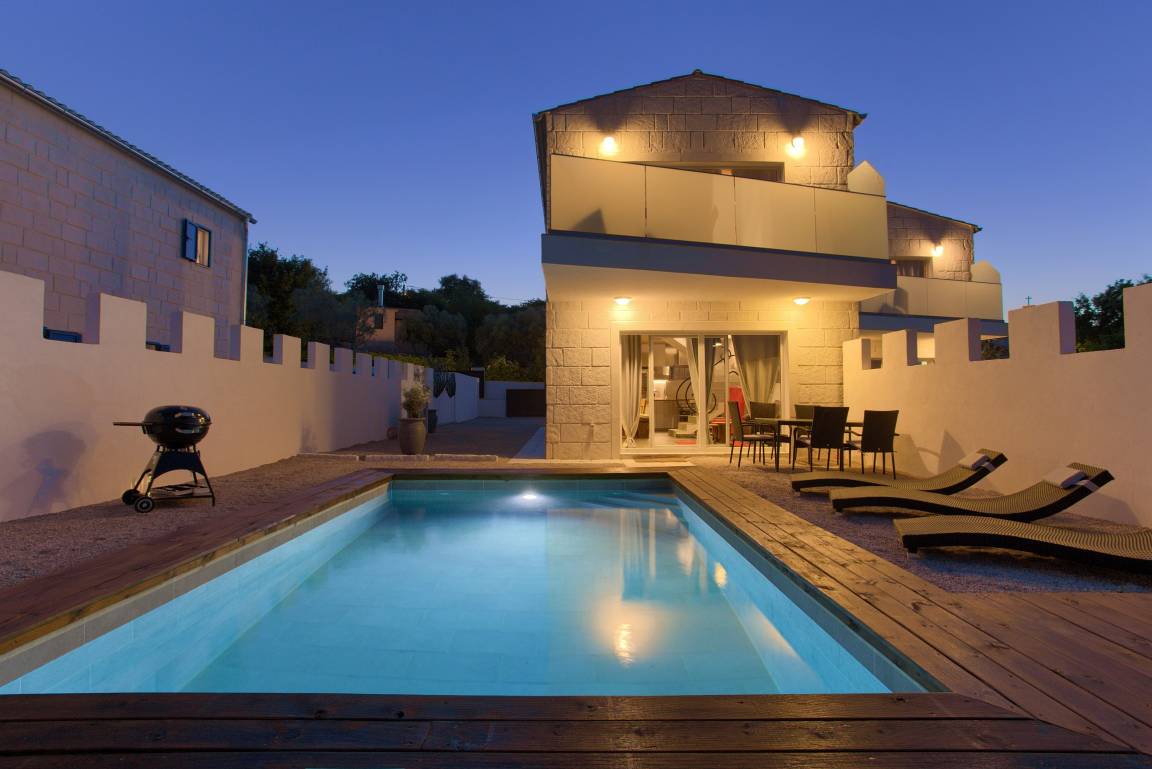 100 M² Villa ∙ 2 Bedrooms ∙ 5 Guests - Krk