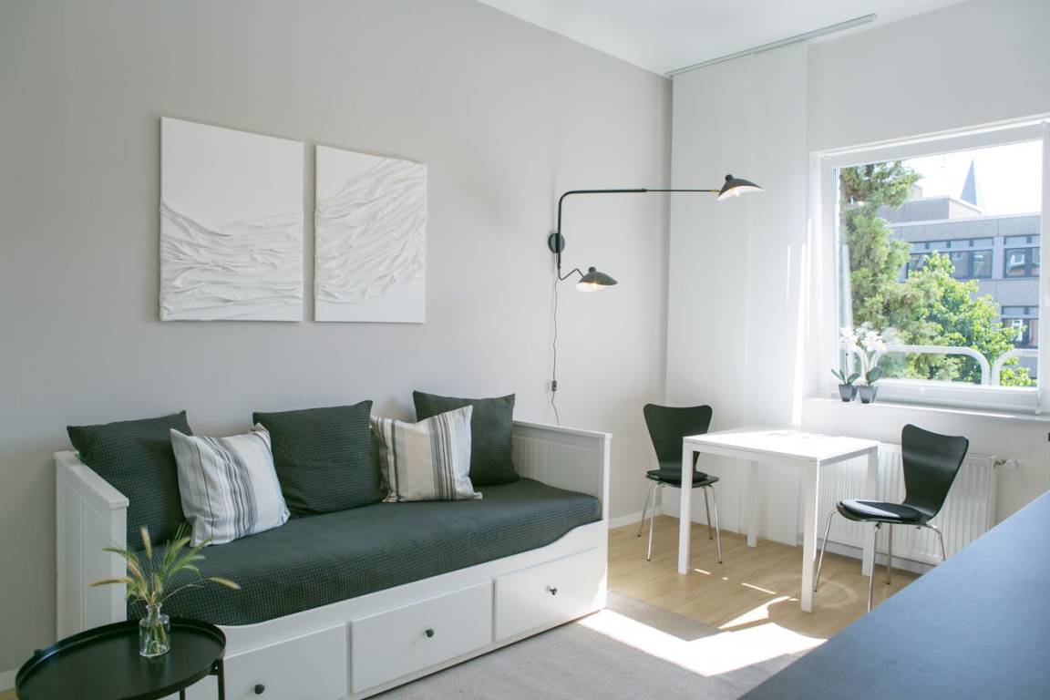 25 M² Apartment ∙ 2 Guests - Düsseldorf