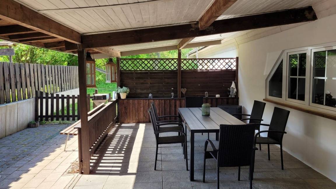 64 M² Ferienwohnung ∙ 2 Schlafzimmer ∙ 5 Gäste - Teterow