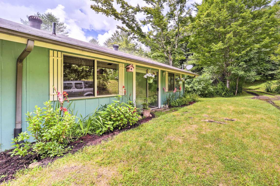 111 M² House ∙ 2 Bedrooms ∙ 4 Guests - Roan Mountain, TN