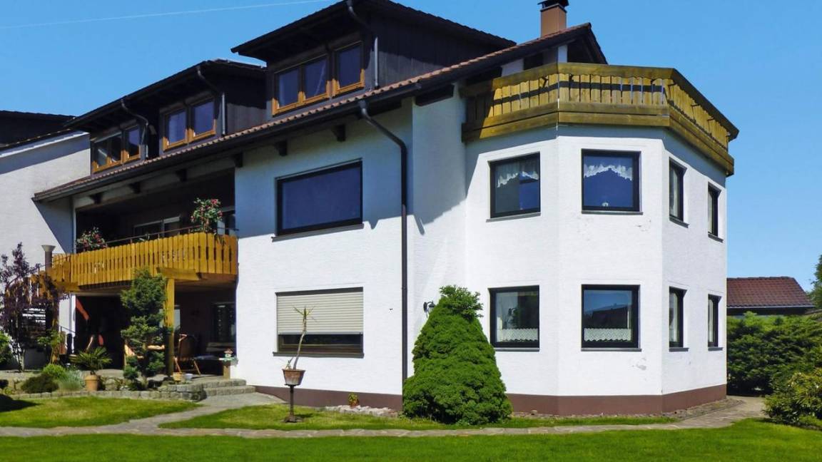150 M² Apartment ∙ 3 Bedrooms ∙ 6 Guests - Ravensburg