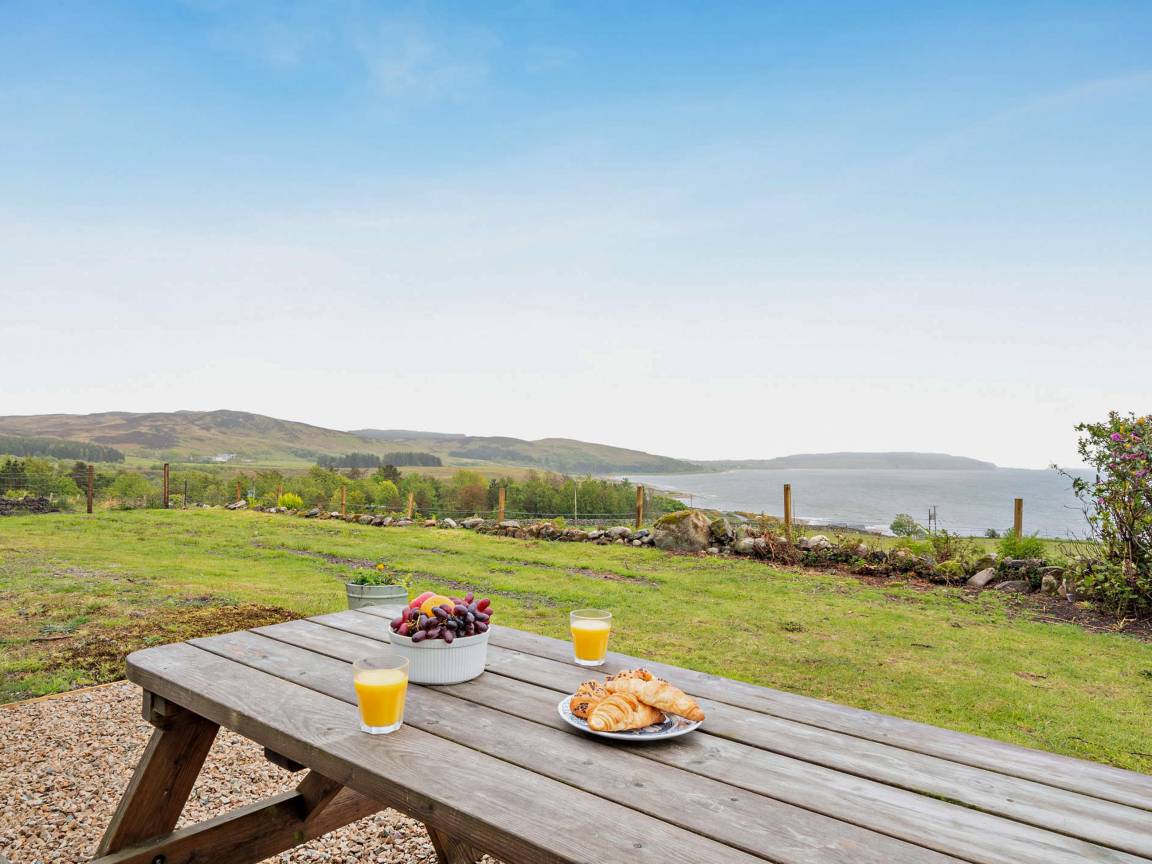 Cottage ∙ 5 Bedrooms ∙ 10 Guests - Isle of Arran