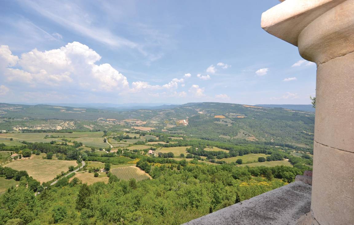 76 M² House ∙ 1 Bedroom ∙ 3 Guests - Vaucluse