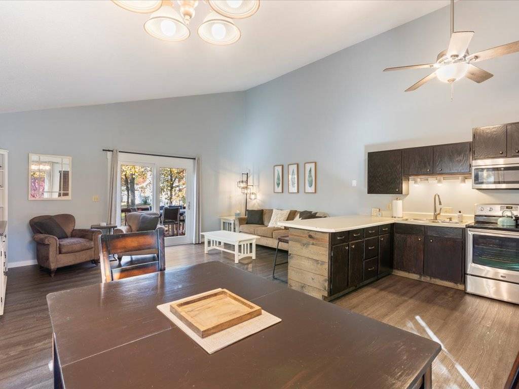 Huis ∙ 2 Slaapkamers ∙ 6 Gasten - Minnesota