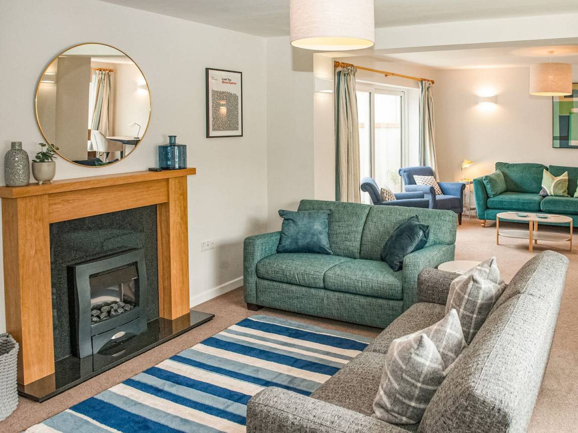 Cottage ∙ 4 Bedrooms ∙ 10 Guests - Axminster