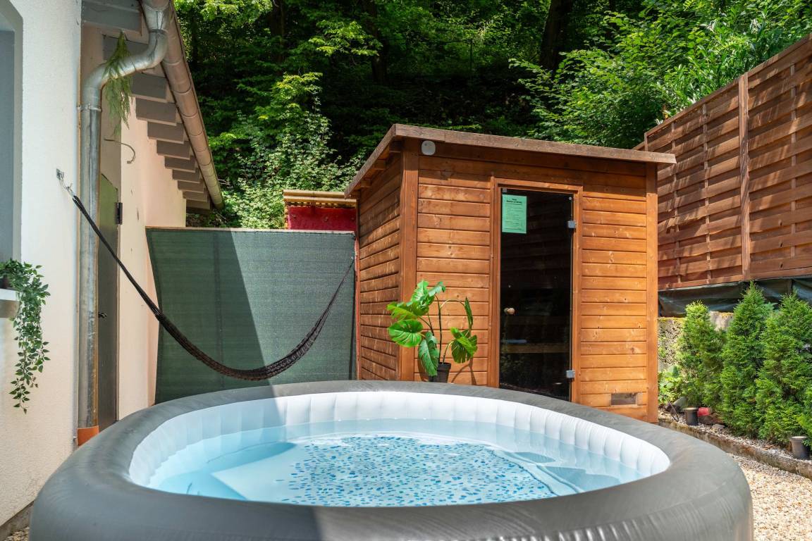 Apartment ∙ 5 Bedrooms ∙ 20 Guests - Bendorf