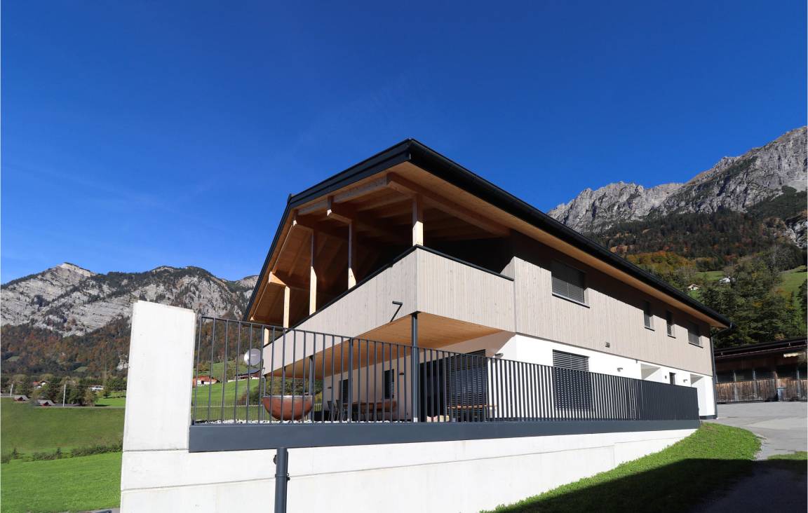 73 M² Apartment ∙ 1 Bedroom ∙ 2 Guests - Bludenz