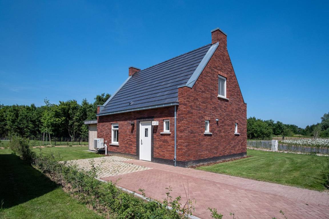 125 M² Villa ∙ 3 Bedrooms ∙ 6 Guests - Roermond