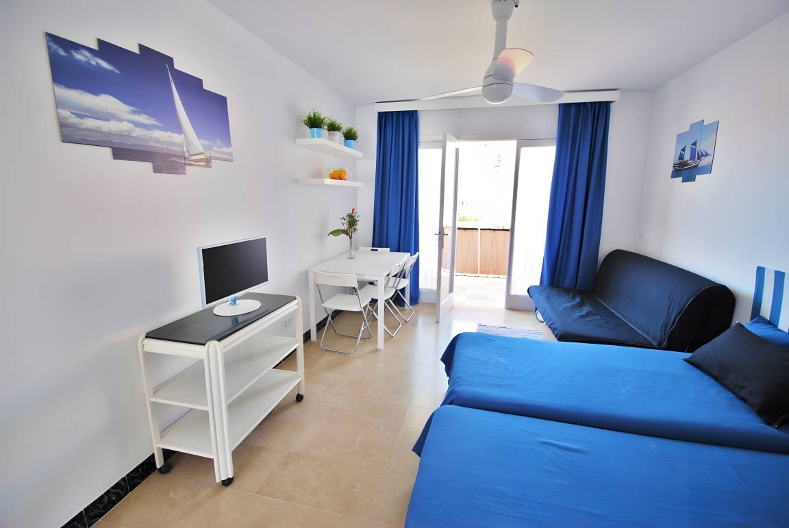 35 M² Estudio ∙ 1 Habitación ∙ 2 Huéspedes - El Vendrell