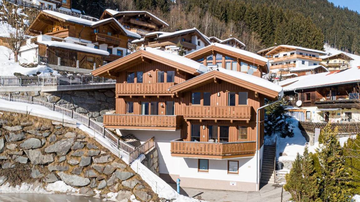 130 M² House ∙ 6 Bedrooms ∙ 10 Guests - Mayrhofen