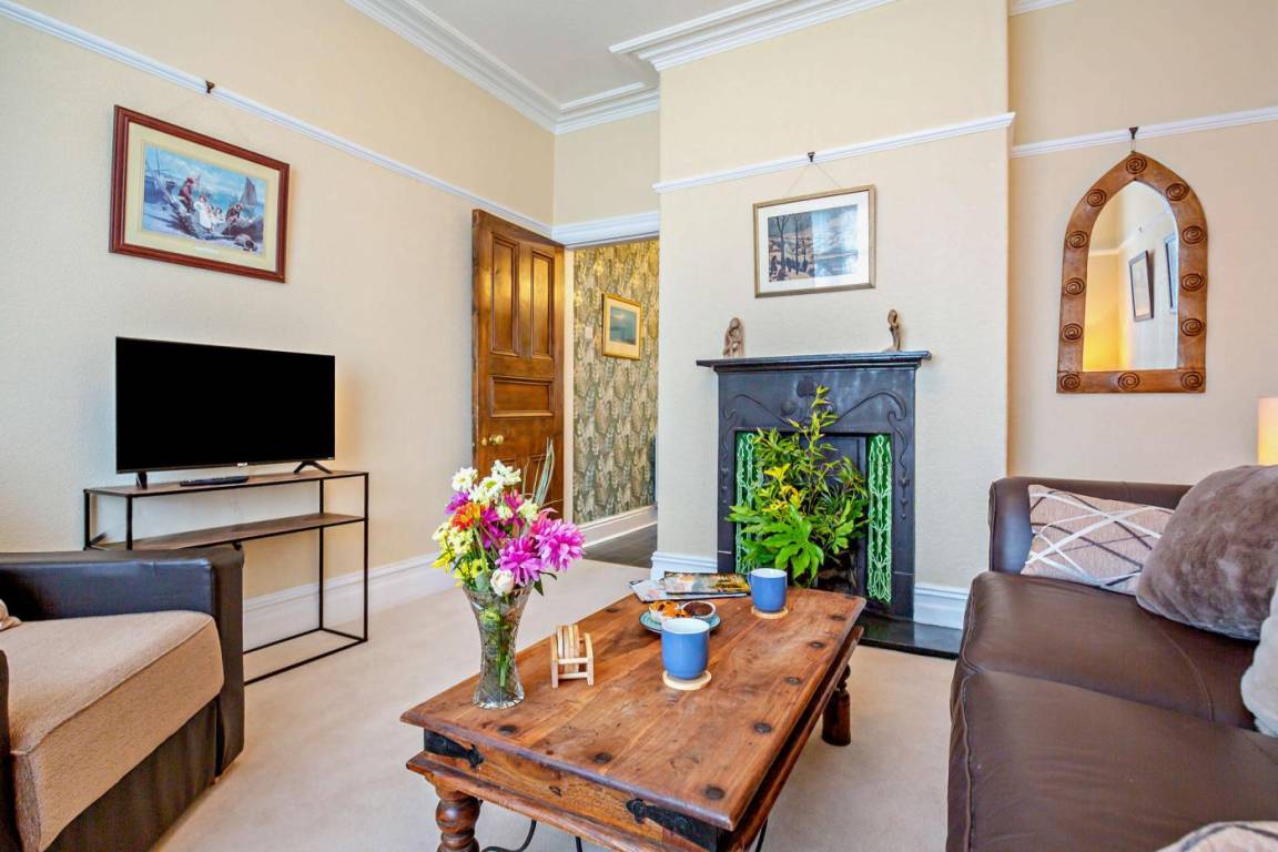 Ferienwohnung ∙ 1 Schlafzimmer ∙ 2 Gäste - Colwyn Bay
