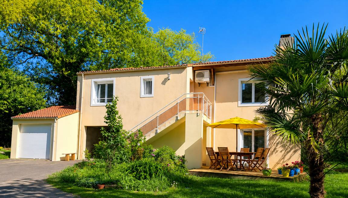 200 M² Appartement ∙ 4 Chambres ∙ 10 Personnes - Pornic