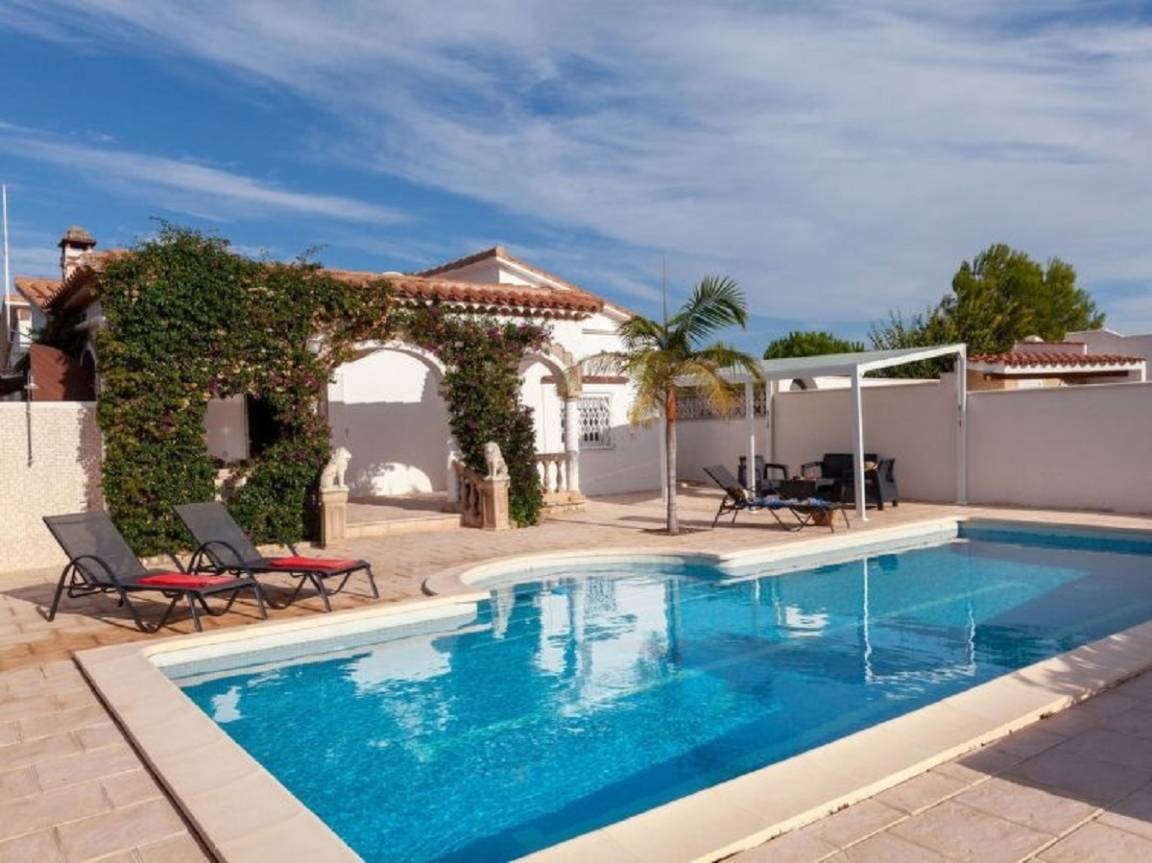 110 M² Villa ∙ 3 Bedrooms ∙ 6 Guests - Mont-roig del Camp