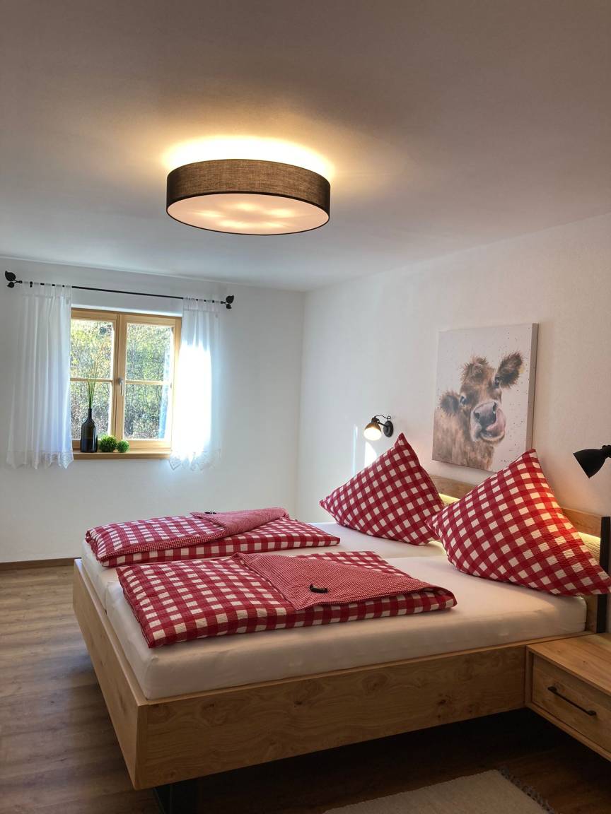 90 M² Ferienwohnung ∙ 2 Schlafzimmer ∙ 6 Gäste - Kufstein