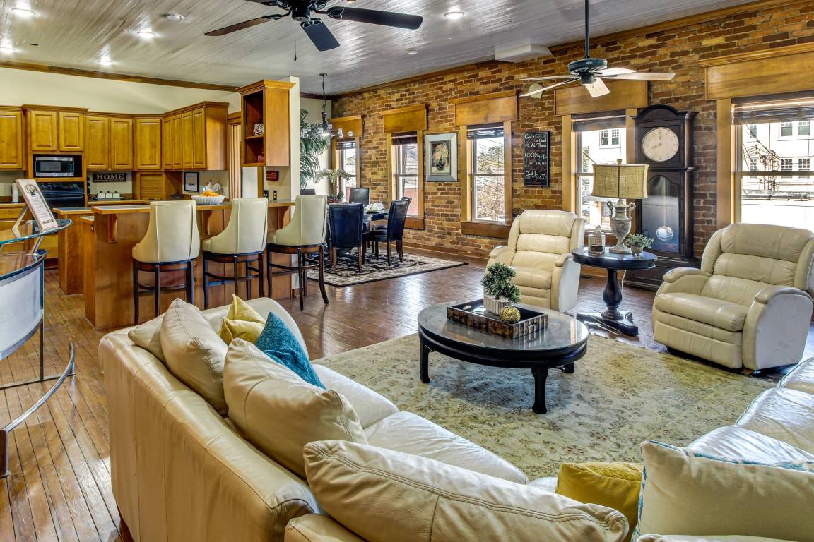 232 M² Appartement ∙ 3 Chambres ∙ 8 Personnes - Lake Francis, Enterprise