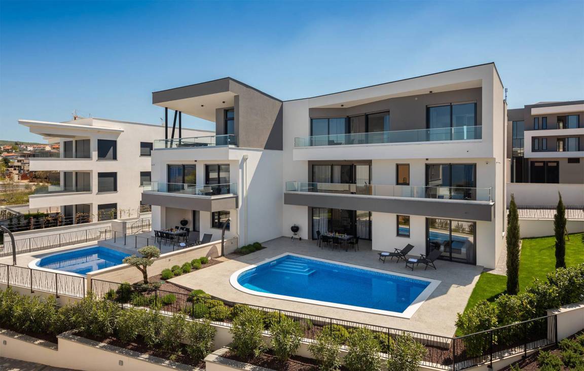 92 M² Appartement ∙ 2 Slaapkamers ∙ 4 Gasten - Malinska