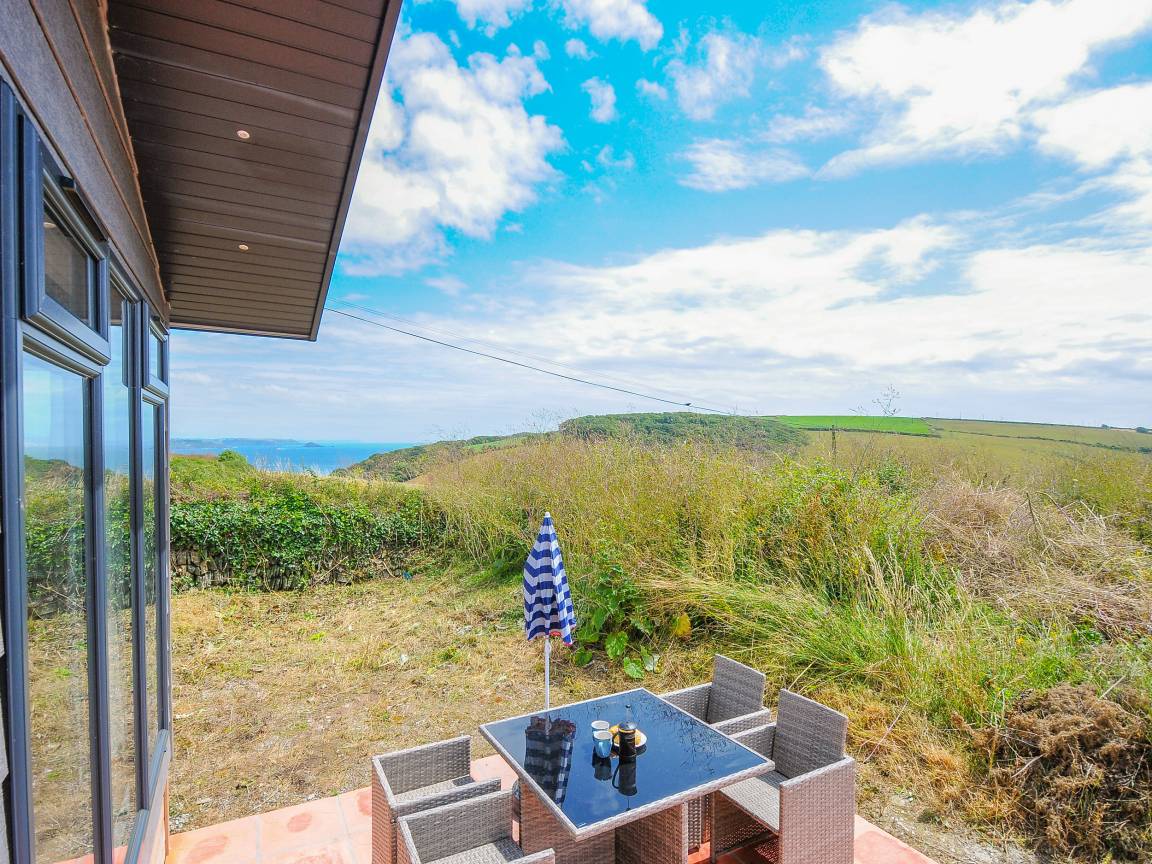 Cottage ∙ 1 Bedroom ∙ 2 Guests - Plymouth