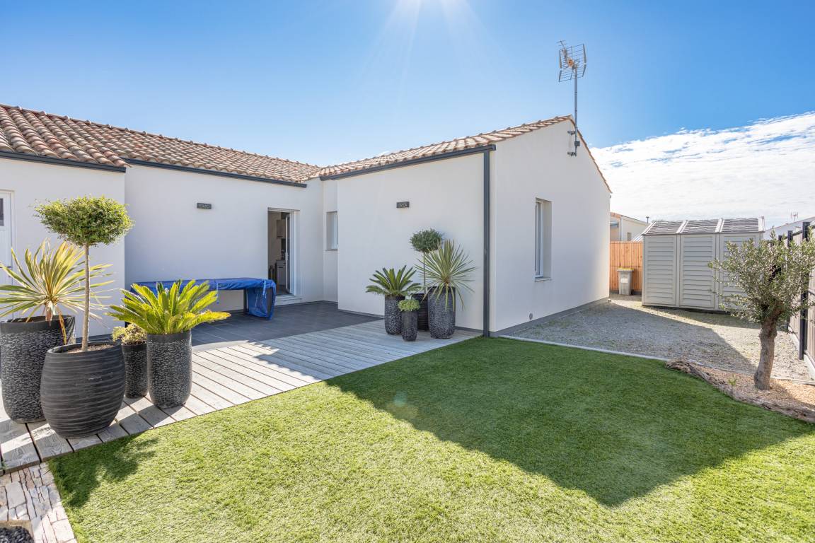 98 M² Maison De Vacances ∙ 3 Chambres ∙ 6 Personnes - Saint-Jean-de-Monts