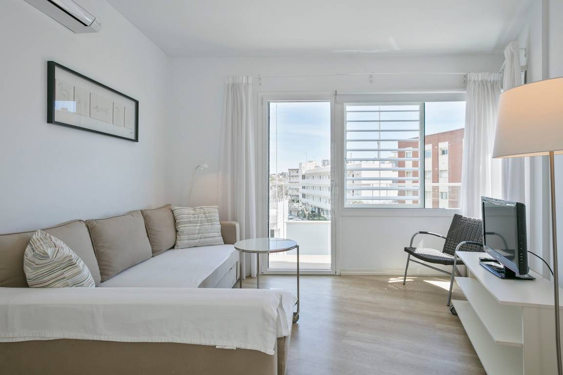 80 M² Apartment ∙ 2 Bedrooms ∙ 6 Guests - Reus