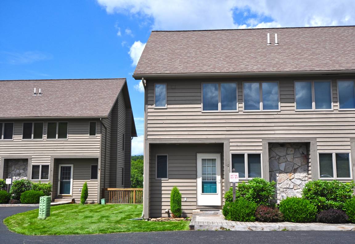 122 M² House ∙ 3 Bedrooms ∙ 8 Guests - Deep Creek Lake, Oakland