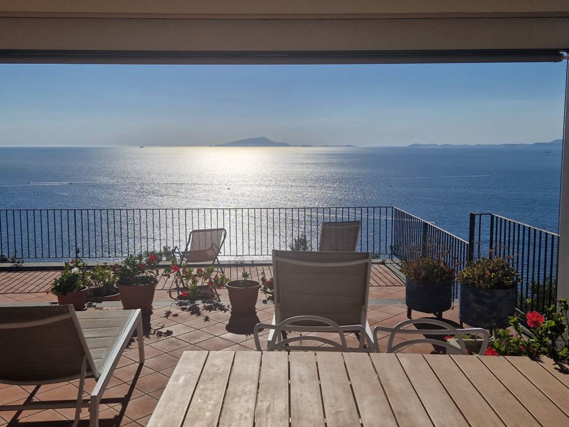 250 M² Villa ∙ 5 Bedrooms ∙ 12 Guests - Vico Equense