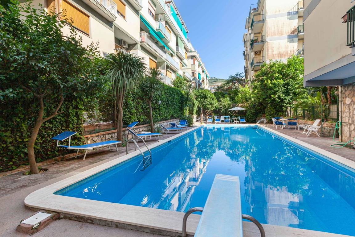 90 M² Appartement ∙ 2 Chambres ∙ 6 Personnes - Sorrente