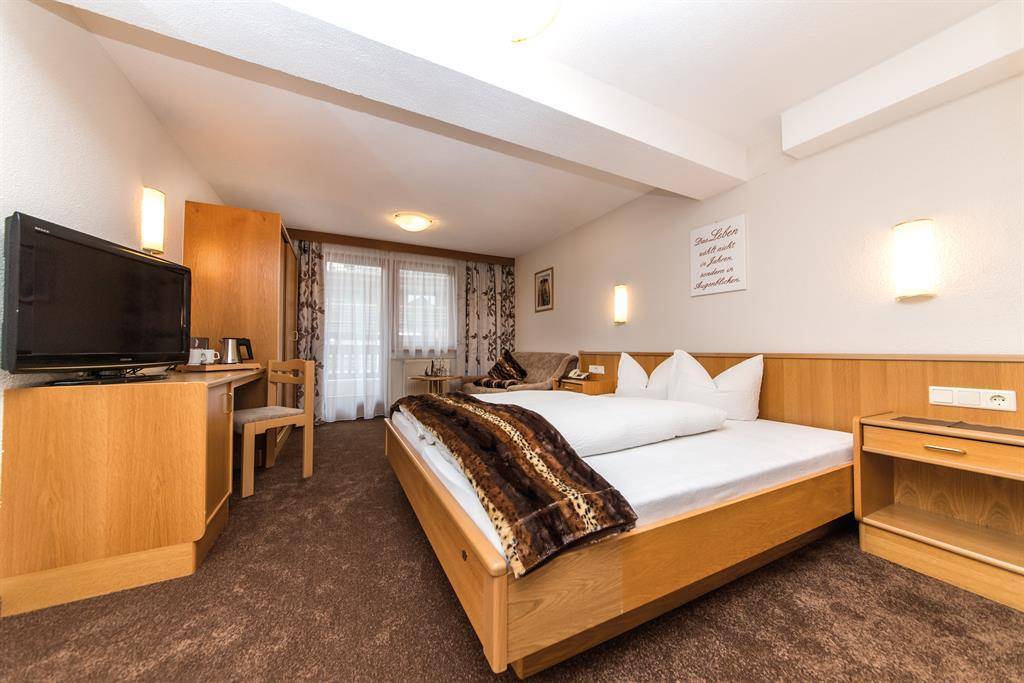 24 M² Hotel ∙ 1 Bedroom ∙ 3 Guests - Ischgl