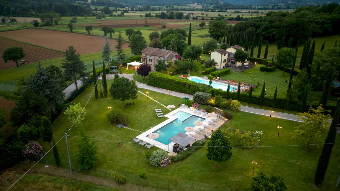 400 M² Villa ∙ 9 Chambres ∙ 18 Personnes - Città di Castello