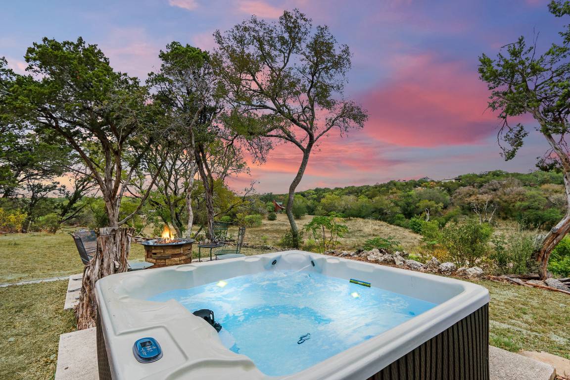 102 M² Bungalow ∙ 2 Bedrooms ∙ 4 Guests - Texas