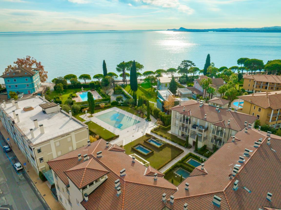 65 M² Apartamento ∙ 2 Habitaciones ∙ 5 Huéspedes - Toscolano-Maderno