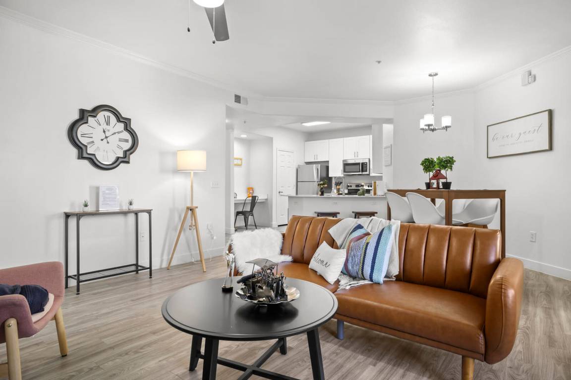 Apartamento ∙ 3 Habitaciones ∙ 6 Huéspedes - Glendale, AZ