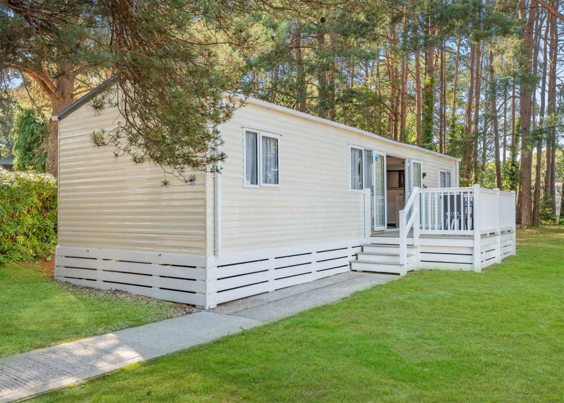 Caravan ∙ 3 Bedrooms ∙ 8 Guests - Sandown