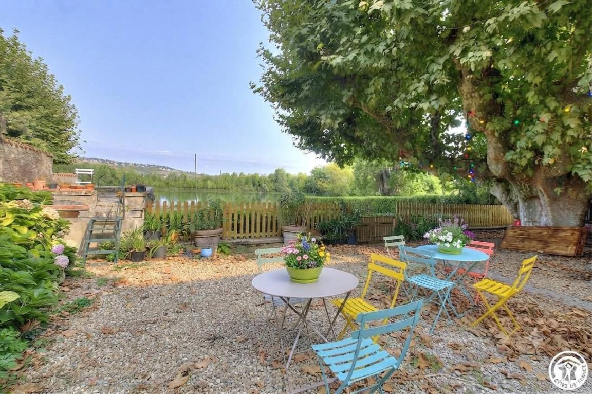 127 M² Gîte ∙ 3 Chambres ∙ 6 Personnes - Villefranche-sur-Saône