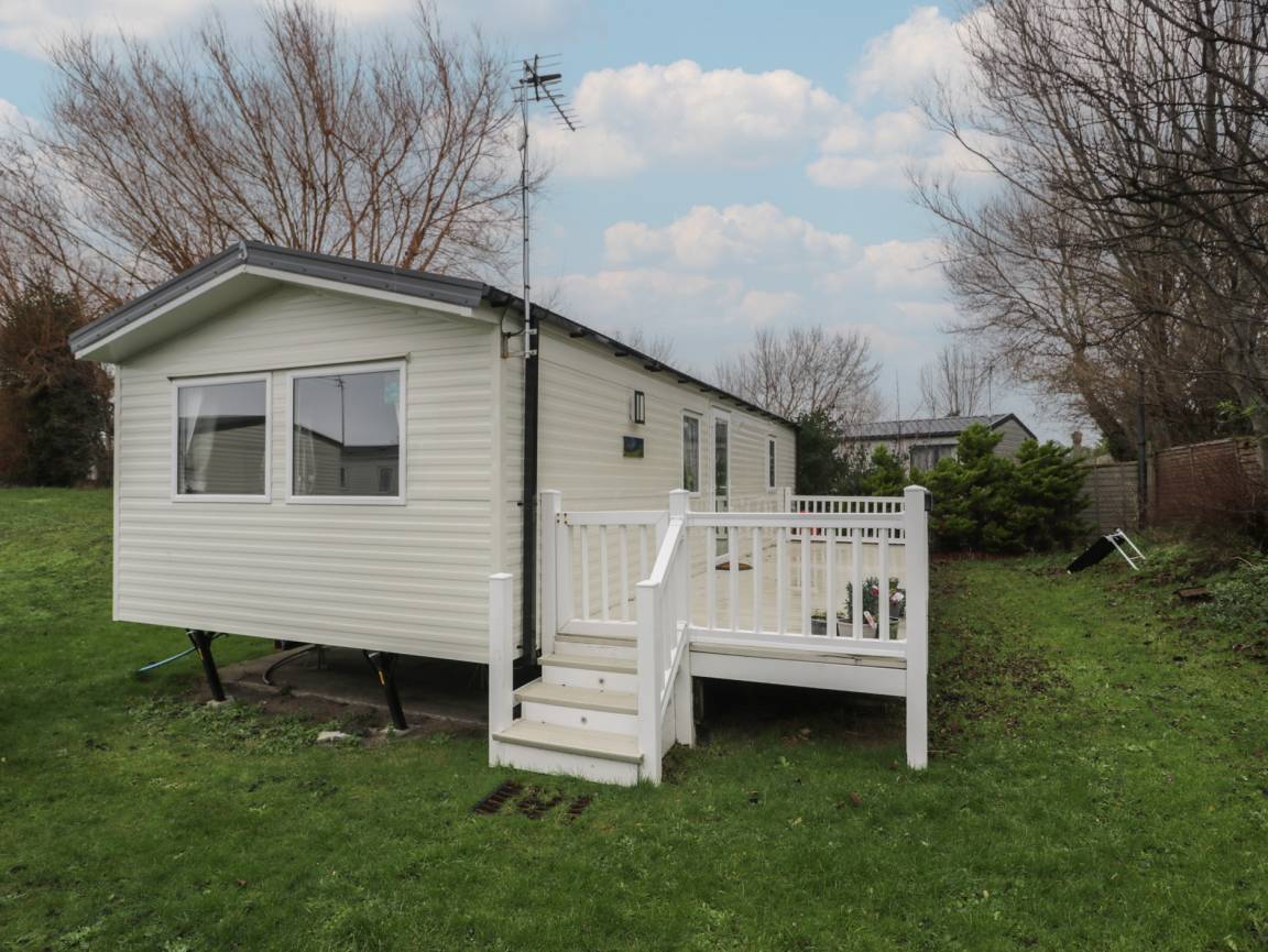 Cottage ∙ 2 Bedrooms ∙ 6 Guests - Prestatyn