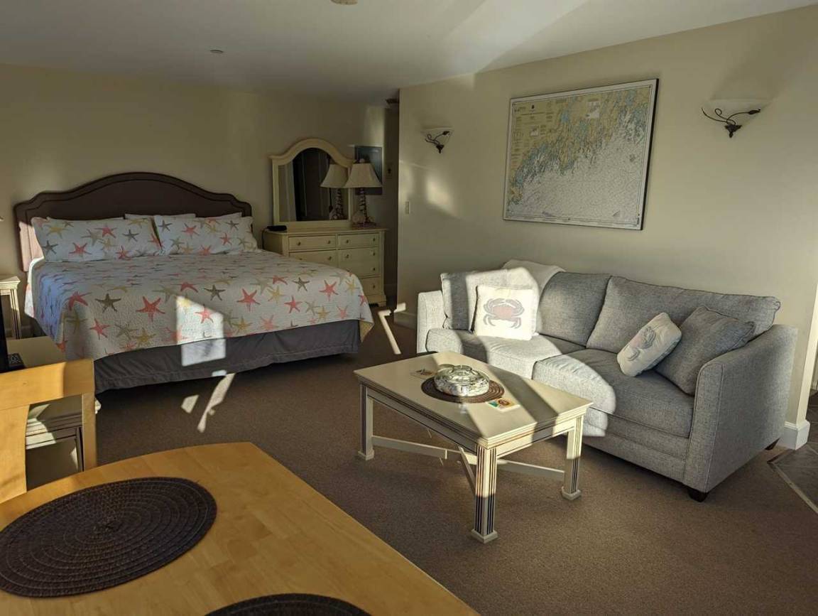 36 M² Apartment ∙ 1 Bedroom ∙ 4 Guests - Damariscotta, ME