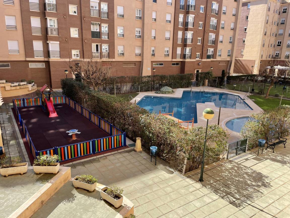 80 M² Apartment ∙ 2 Bedrooms ∙ 4 Guests - Córdoba