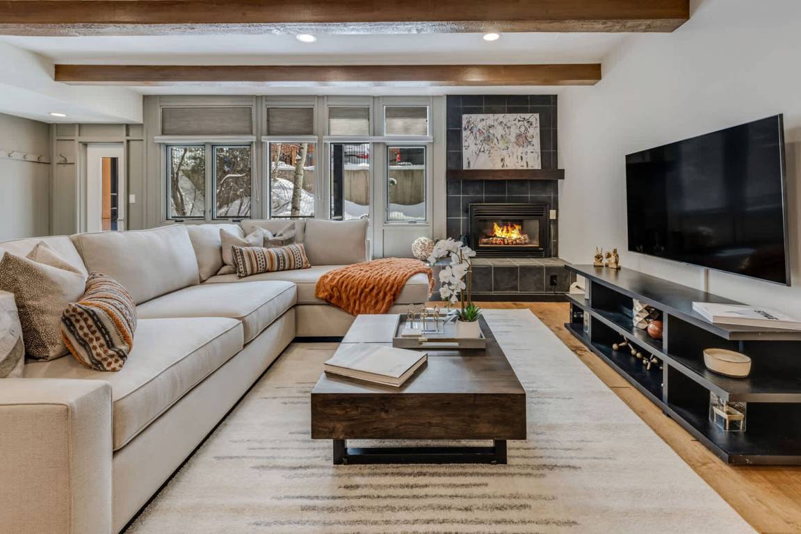 Apartment ∙ 3 Bedrooms ∙ 10 Guests - Aspen, CO