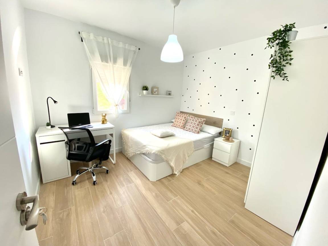 85 M² Habitación Privada ∙ 1 Habitación ∙ 4 Huéspedes - Pinto