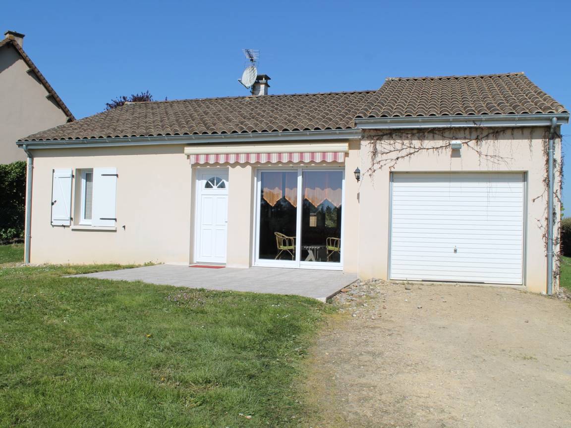 79 M² Maison De Vacances ∙ 3 Chambres ∙ 9 Personnes - La Roche-Posay